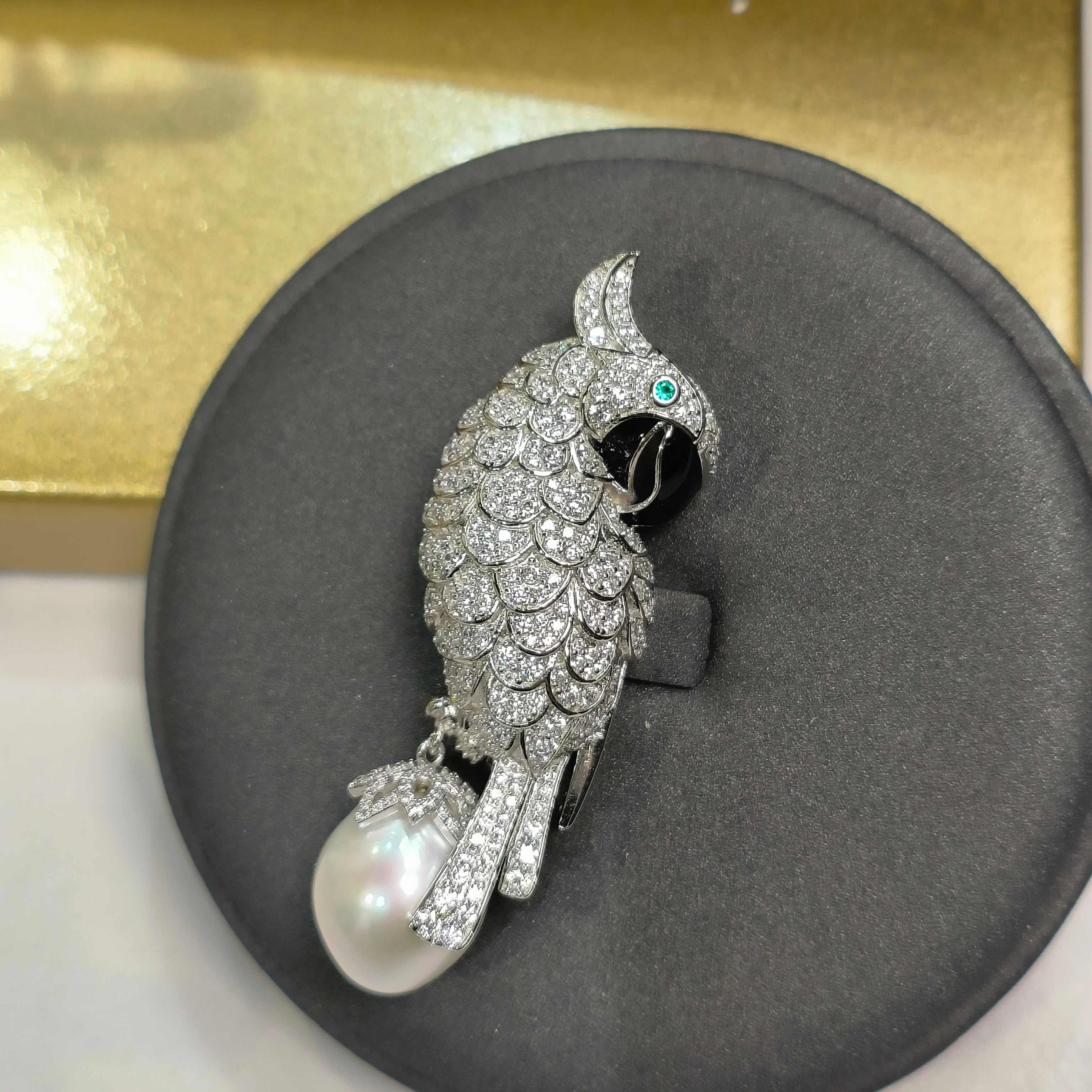 Promotion design: the Parrot multi-purpose Brooch and Pendant ...